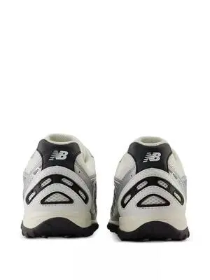 NEW BALANCE 204l Panelled Mesh Sneakers - Silver