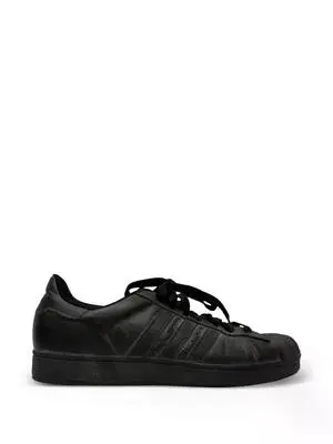 Adidas Superstar Sneakers