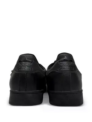 Adidas Superstar Sneakers