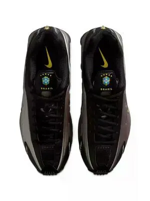 Nike Shox R4 Sneakers - Grey