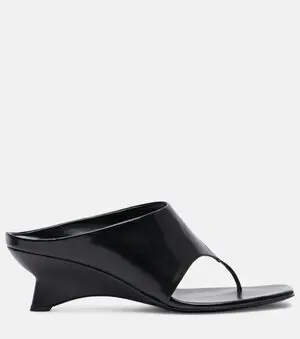Khaite Marlow 55 Leather Thong Sandals - Black