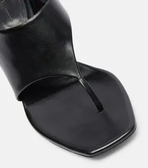Khaite Marlow 55 Leather Thong Sandals - Black
