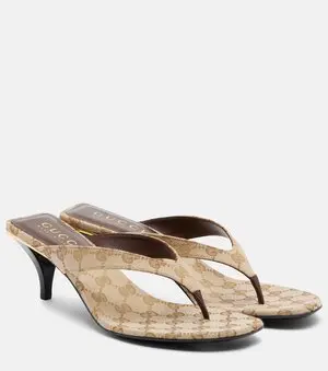 Gucci Vittoria Gg Canvas Thong Sandals - Beige