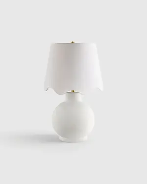 Quince Coastal Ceramic Table Lamp With Scallop Shade - White