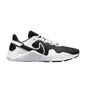 Nike Legend Essential 2