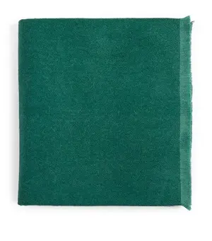 SIMPLE THINGS Alpaca Throw