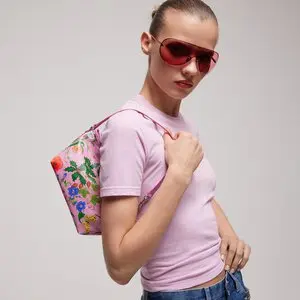 Gucci Flora-motif Small Pouch With Strap