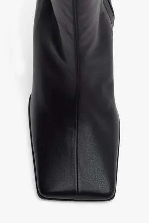 Alaïa 90 Leather Ankle Boots