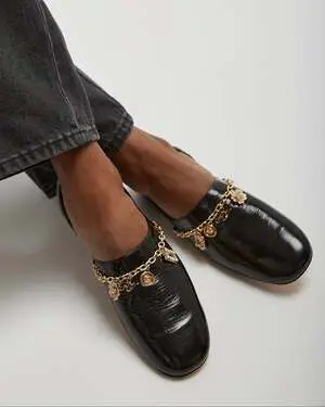 ROGER VIVIER Roundytoe Slipper With Charm Detail
