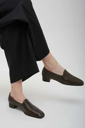 HERBERT LEVINE Soft Touch 30 Leather Loafers - Brown