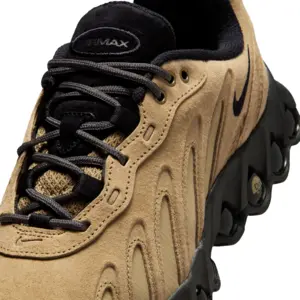 Nike Air Max Dn8 Leather Sneakers