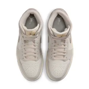 JORDAN 1 Mid Se Sneakers - Grey