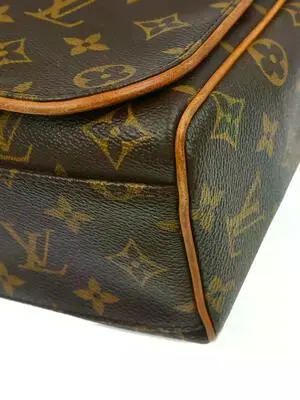 LOUIS VUITTON 2007 Monogram Abbesses Messenger Bag