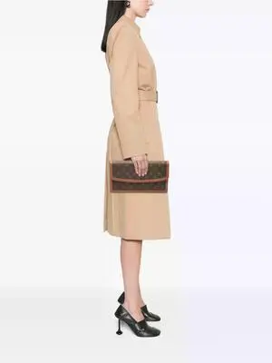 LOUIS VUITTON 1992 Monogram Pochette Dame Gm Clutch