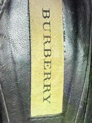 Burberry Bow-accent Pointed-toe Pumps