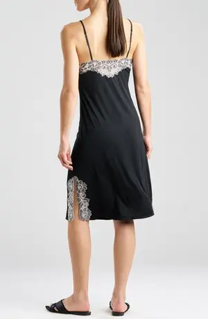 Natori Peony Enchant Nightgown - Black