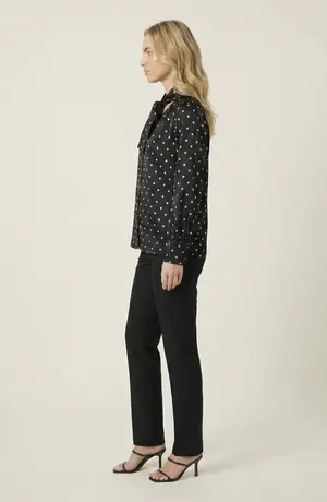 MODENAIRE Polka Dot Tie Neck Blouse