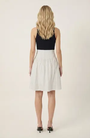 MODENAIRE Textured Smocked Waist A-line Skirt