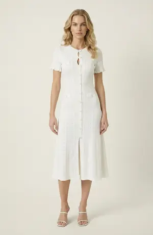 Modenaire Short Sleeve Dresses