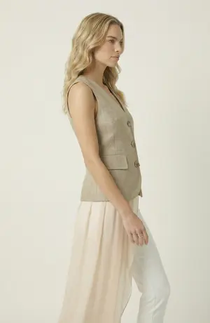 MODENAIRE Tailored Sleeveless Vest Top - Beige