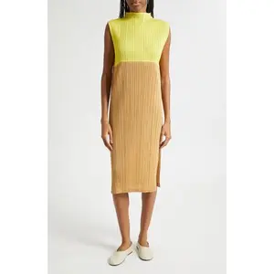 Issey Miyake Sleeveless Tops