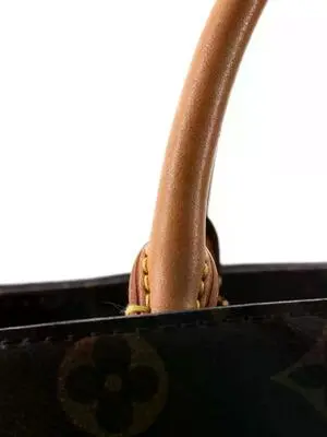 LOUIS VUITTON Montaigne Handbag Monogram Canvas Gm