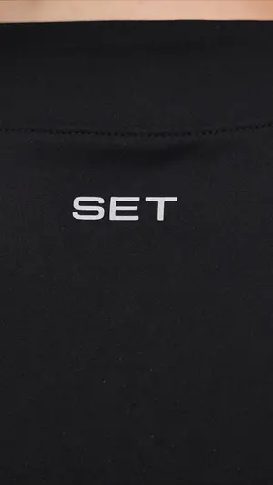 Set Sporty Zip-up Mock Neck Long Sleeve Activewear Top
