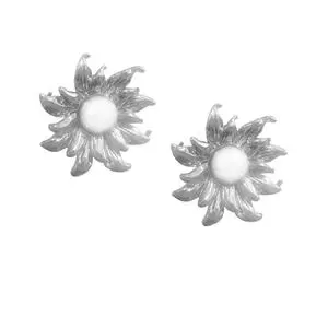 MAISON DE GALA Pearl-center Sunburst Flower Stud Earrings - Silver