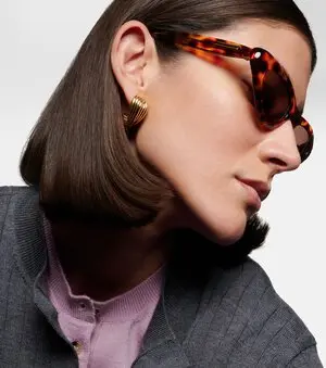 Bottega Veneta Curvy Cat-eye Sunglasses