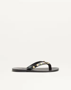 Valentino Garavani Rockstud Calfskin Thong Sandals - Black