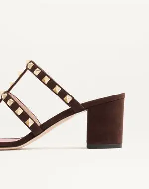 Valentino Garavani Suede Rockstud Slide Sandal - Ebony