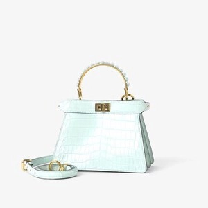 Fendi Peekaboo Iseeu Petite Bag