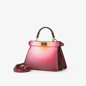 Fendi Peekaboo Iseeu Petite Karung Snake Bag