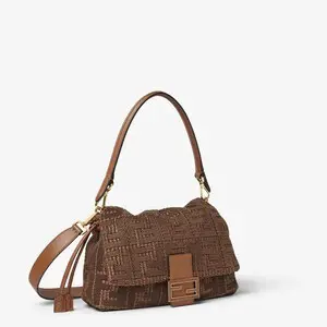 Fendi Mamma Baguette Medium Bag In Woven Raffia