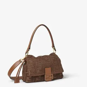 Fendi Mamma Baguette Medium Bag In Woven Raffia