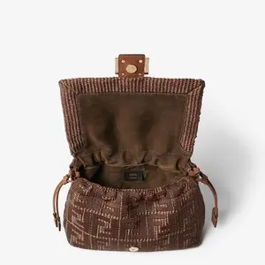 Fendi Mamma Baguette Medium Bag In Woven Raffia