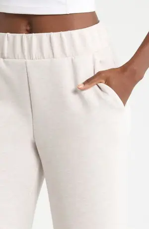 MPG Dreamweave Crop Pants - Heather Moonbeam