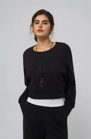 JUANA Juana Hemp Essentials Fleece Cropped Sweater Black