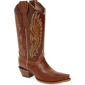 CIRCLE G Stud Embroidered Leather Western Boots