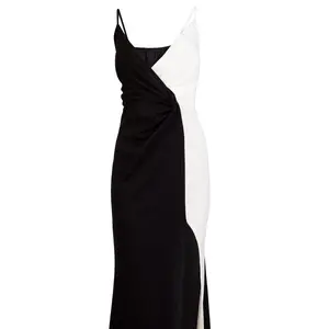 SOHUMAN Maies Gown - Black