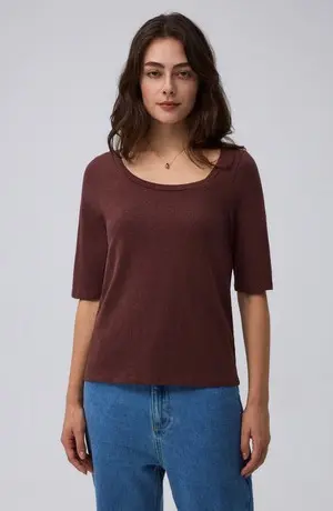 JUANA Hemp Essentials Asymmetrical Neckline Tee - Cocoa