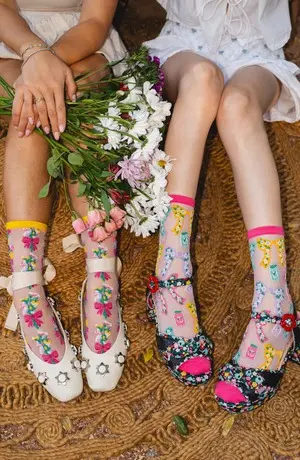 SOCK CANDY Sheer Metallic Crew Socks