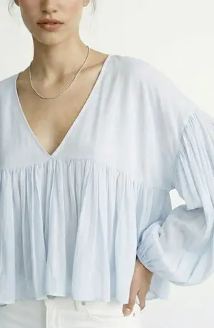 Vero Moda Balloon Sleeve V-neck Top