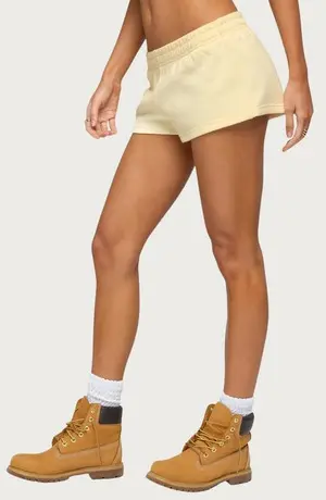EDIKTED Cataleya Shorts - Yellow