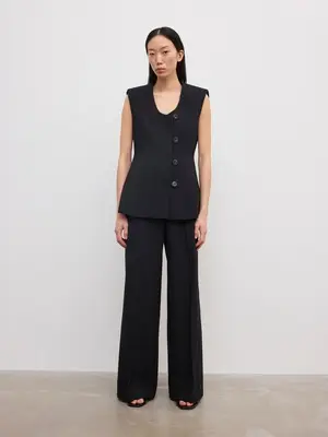 HOUSE OF DAGMAR Sleeveless Blazer