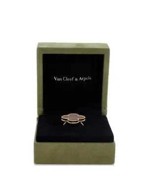 VAN CLEEF & ARPELS Magic Alhambra Ring 18k Gold With Mother Of Pearl