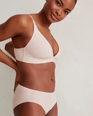 HAVEN WELL WITHIN Harmony Triangle Bralette - Sand