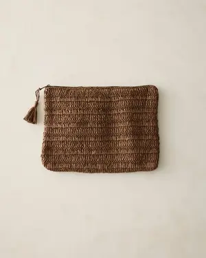 HAVEN WELL WITHIN Textured Straw Clutch - Brown