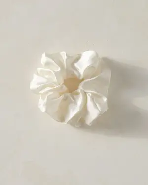 HAVEN WELL WITHIN Washable Silk Scrunchie - Ivory
