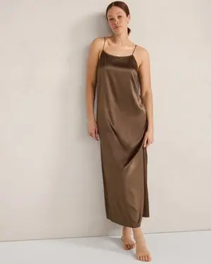 HAVEN WELL WITHIN Washable Silk Chemise With V-neck And Spaghetti Straps - Deep Mocha